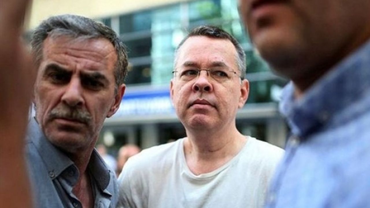 Rahip Brunson'un ev hapsine yapılan itiraz yeniden reddedildi - İz ...