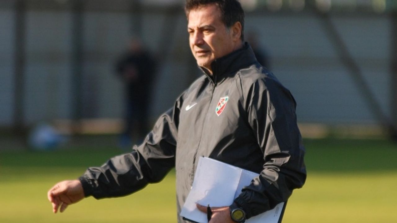 Karşıyaka teknik direktörü:"Sorun hem bedensel hem zihinsel" - İz Gazete - İzmir Haberleri - Son ...