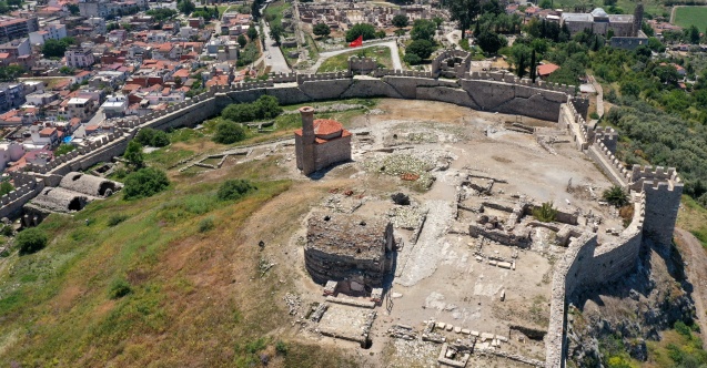 Selçuk'ta bulunan iskeletler tarihe ışık tutacak - İz Gazete - İzmir ...