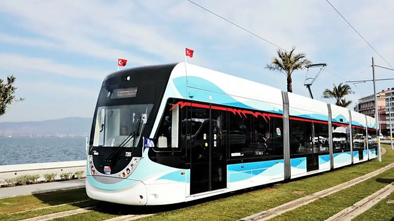 İzmir'de tramvay hangi duraklardan geçiyor: İzmir tramvay durakları ...