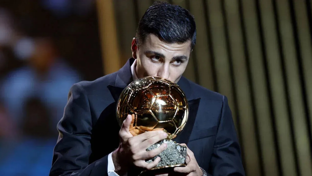 Yılın en iyi oyuncusu oldu: Rodrigo Hernández Cascante kimdir? Rodri ...