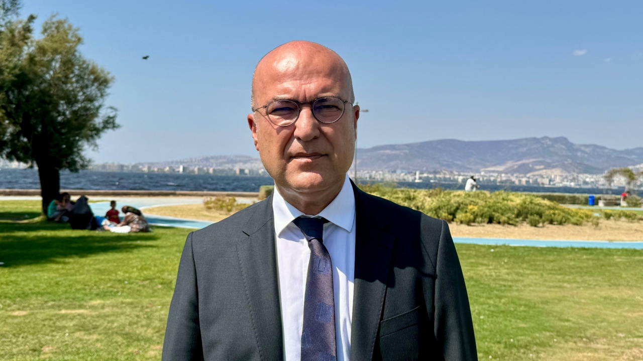 CHP'li Bakan'dan Murat Kurum'a: Dertleri İzmir değil, İzmir’i teslim ...