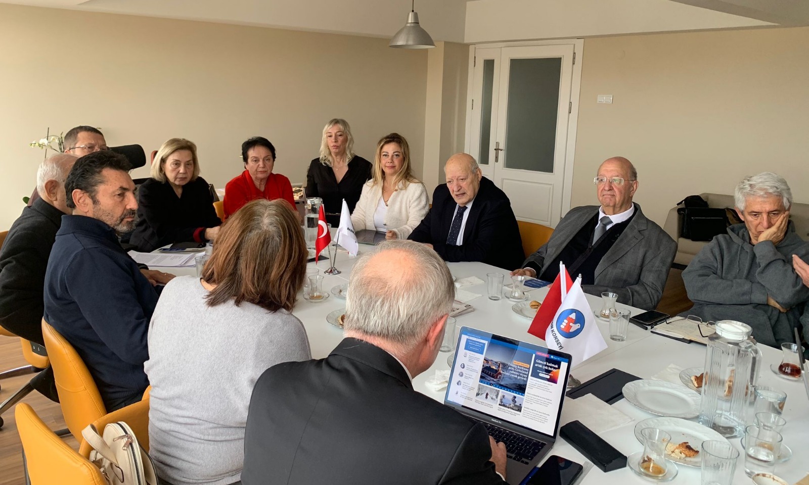 İGC Başkanı Dilek Gappi: Meslektaşımız Suat Toktaş serbest kalmalı ...